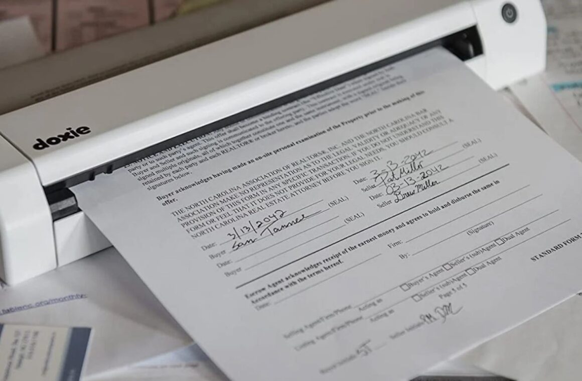 Top 12 Receipt Scanners You Can Use For Any Business In 2024s - AWS Rails