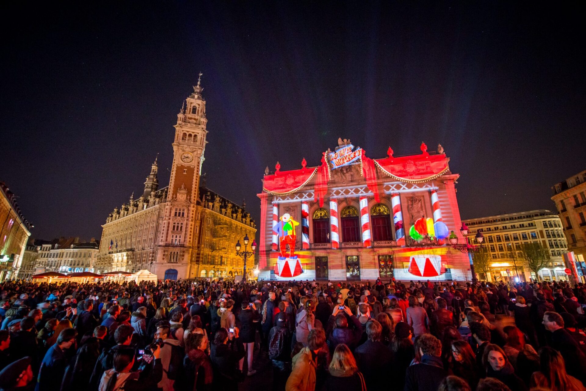 How to Use Projection Mapping at Concerts and Festivals - AWS Rails
